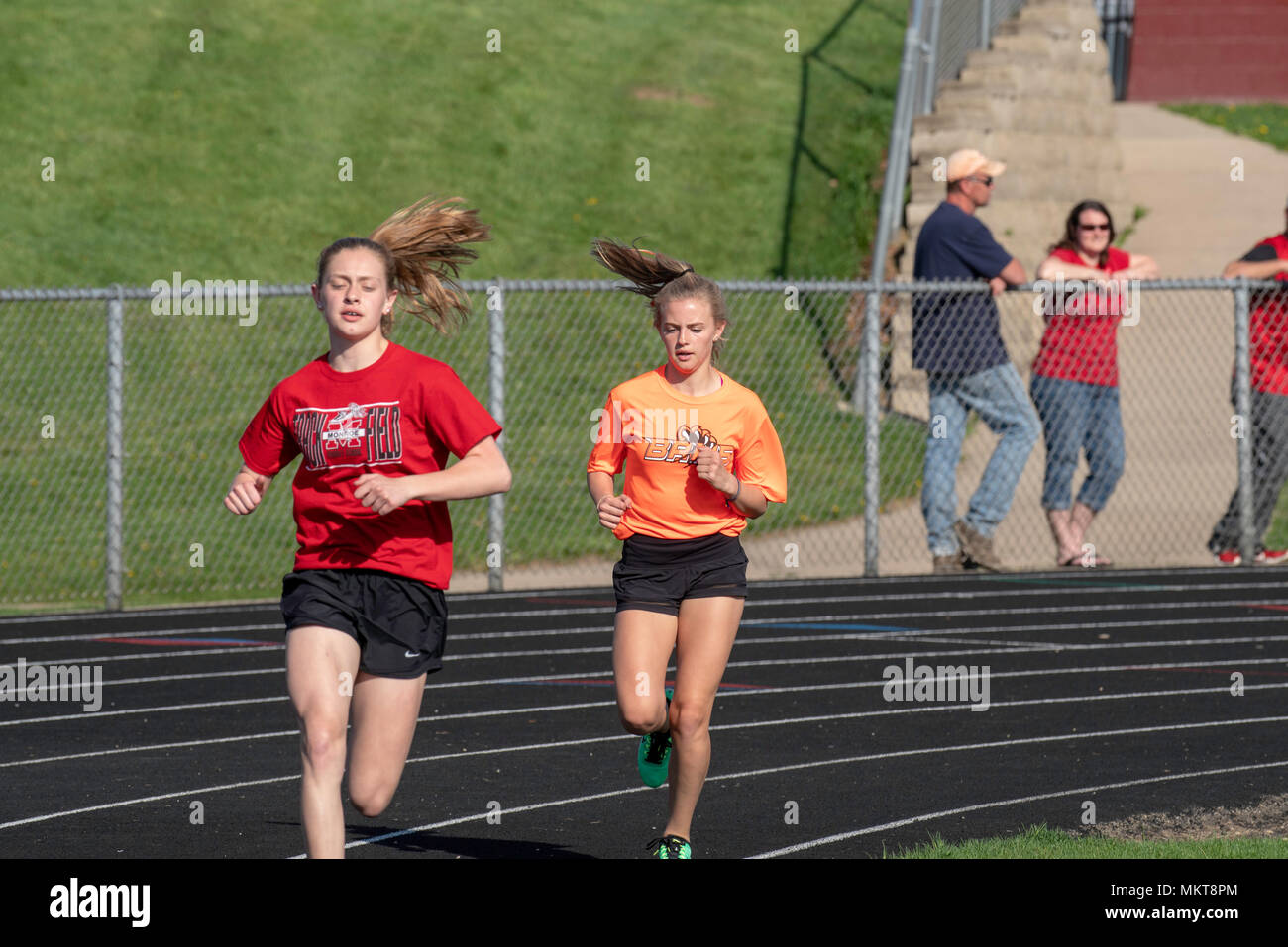 Middle school girls appearance hi-res stock photography and images - Alamy