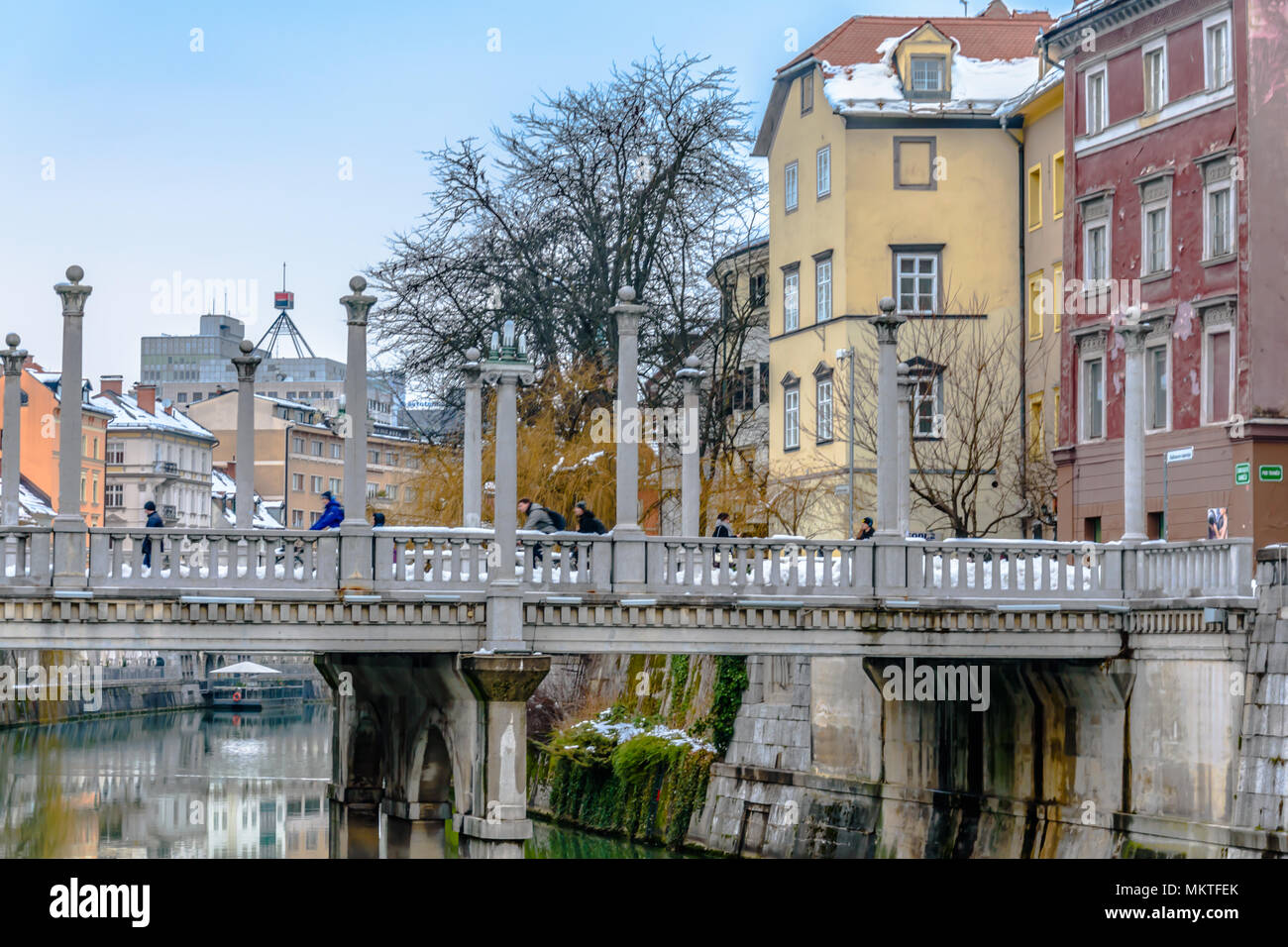Cobblers bridge ljubljana hi-res stock photography and images - Alamy