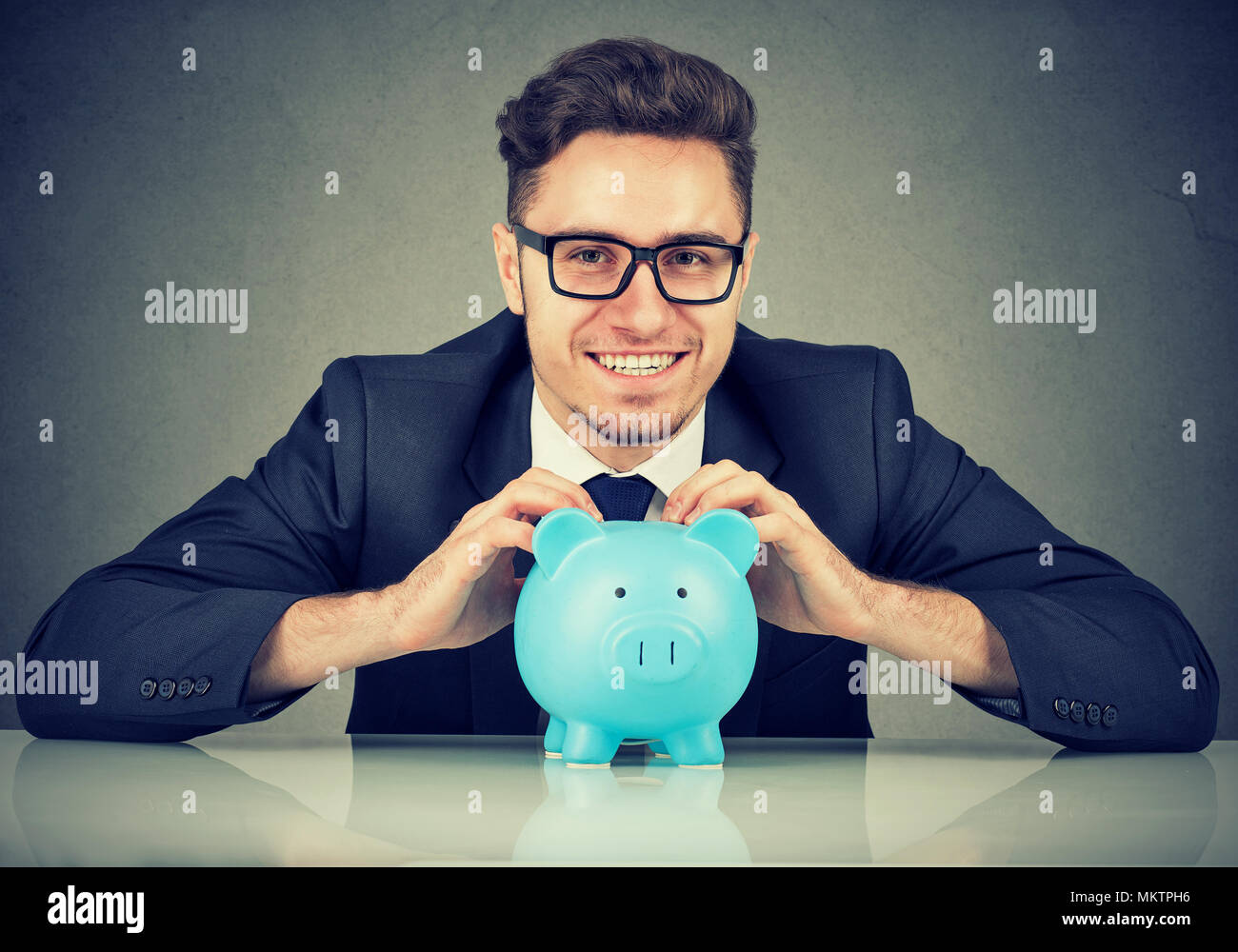 Employment employee hi-res stock photography and images - Alamy