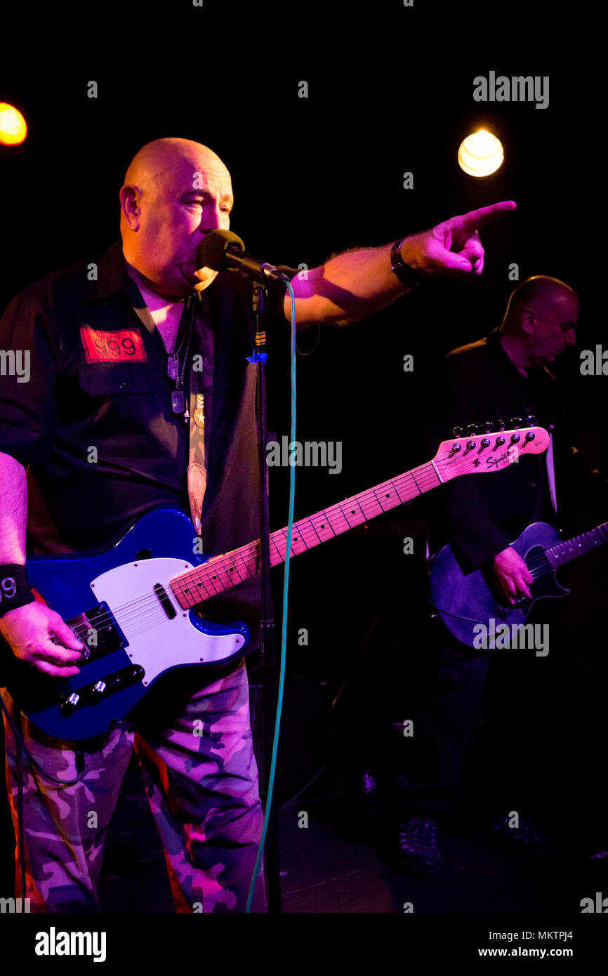 Band 1970s hi hi-res stock photography and images - Alamy