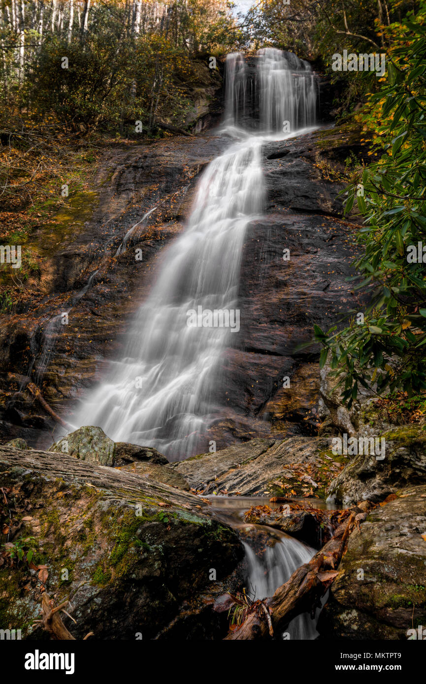 65 foot waterfall hi-res stock photography and images - Alamy