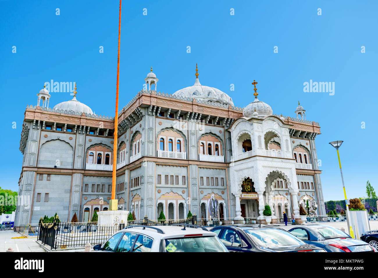 Guru Nanak Darbar Gurdwara, the magnificent sikh temple ( Gurdwara ) in ...