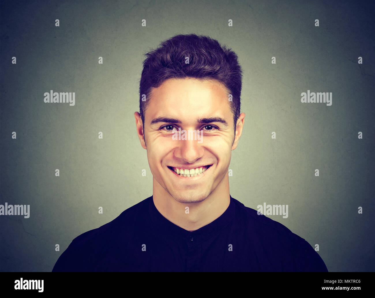 Portrait of a smiling man Stock Photo - Alamy
