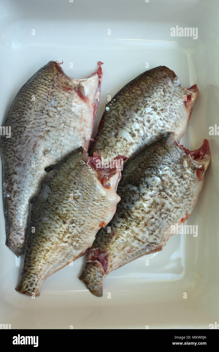 Gutted fish hi-res stock photography and images - Alamy