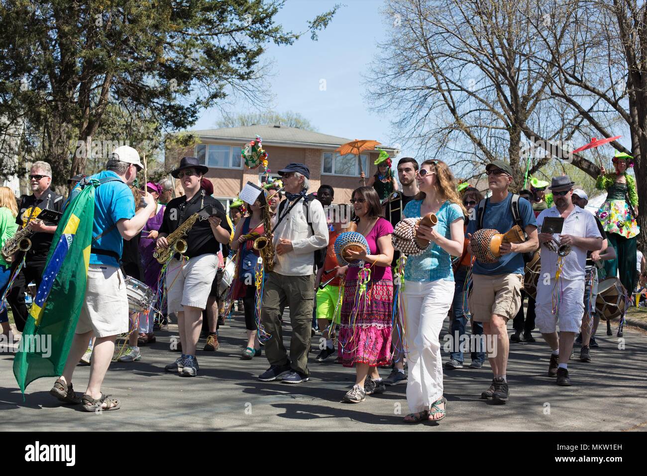 May day band hi-res stock photography and images - Alamy