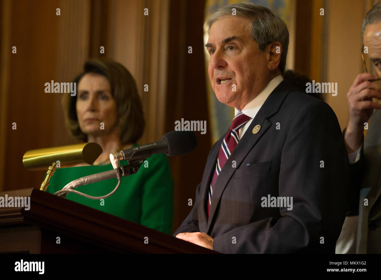 Congressman john yarmuth hi-res stock photography and images - Alamy