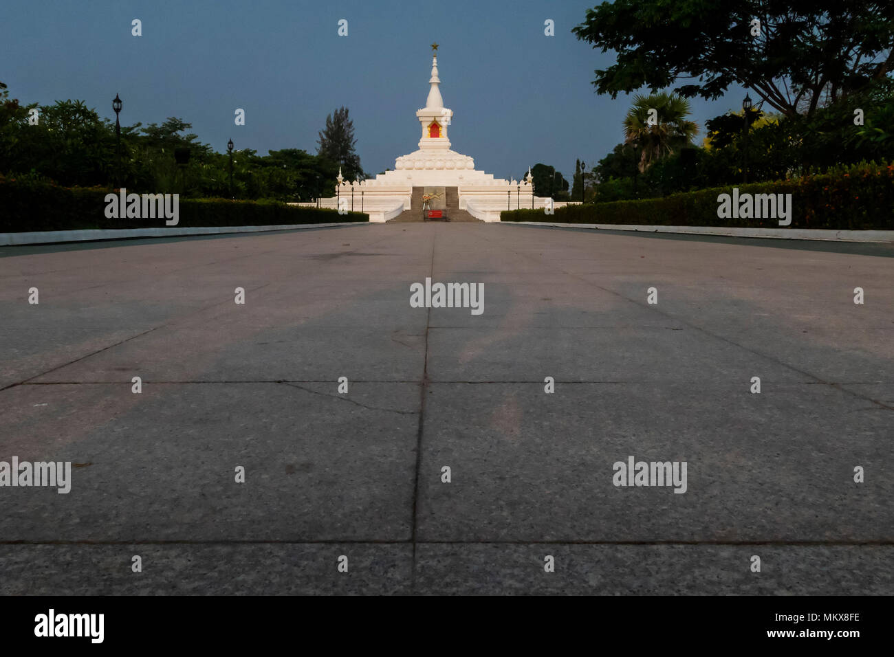 Monument of Unknown Soldiers Stock Photo - Alamy