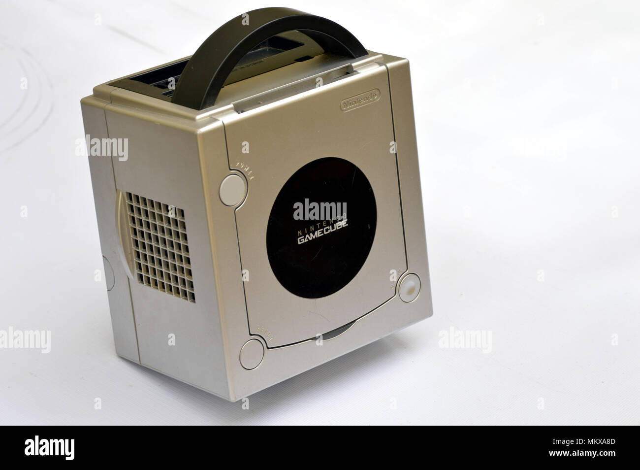 Nintendo gamecube hi-res stock photography and images - Alamy