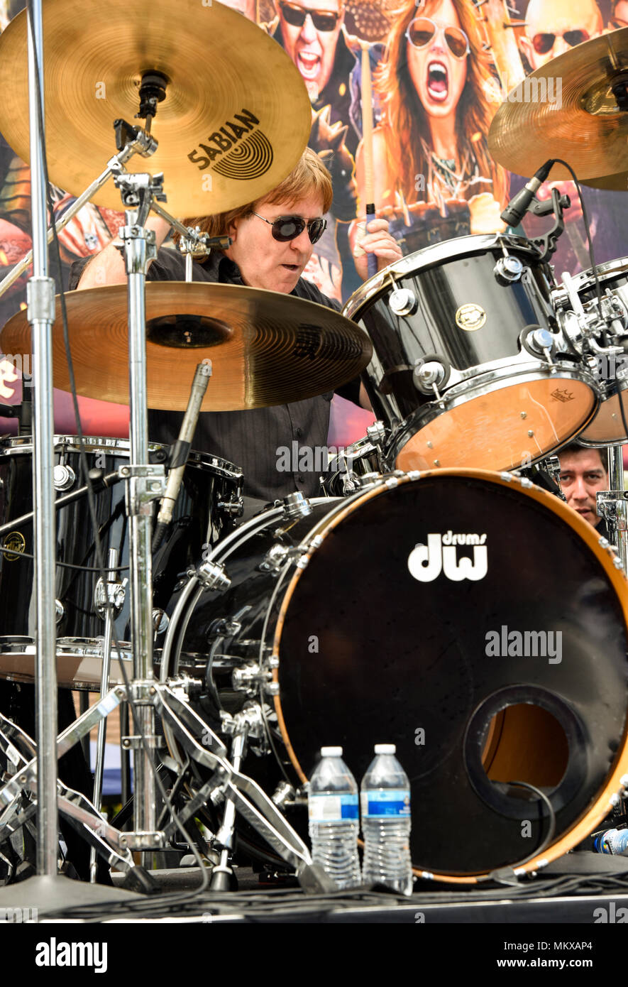 Ronnie wright hi-res stock photography and images - Alamy