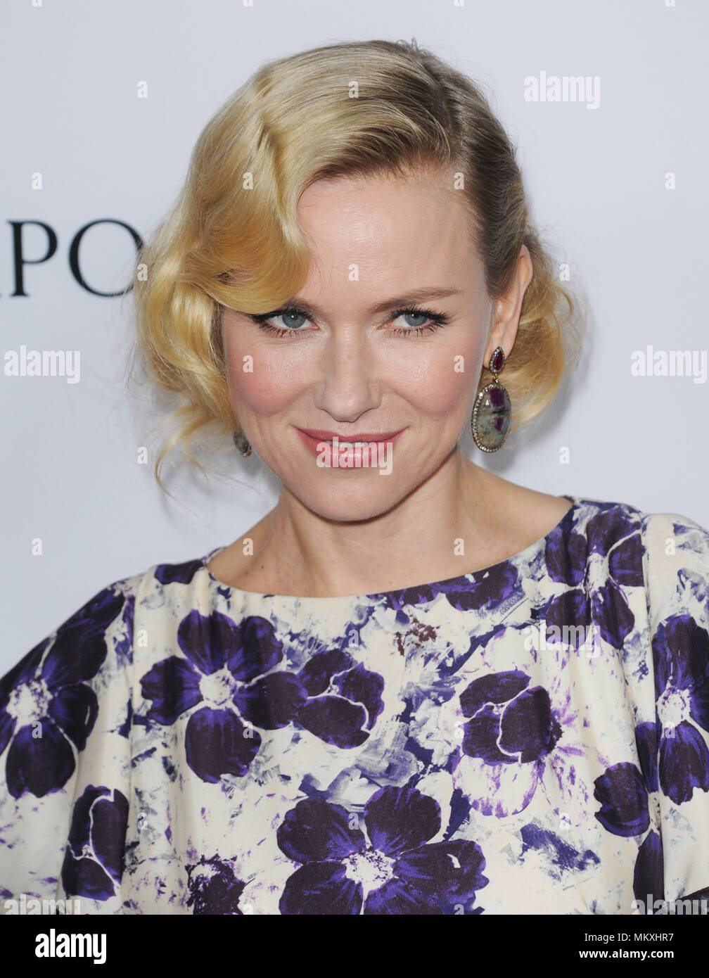 Naomi Watts at The Impossible Premiere at the Arclight Theatre in Los ...