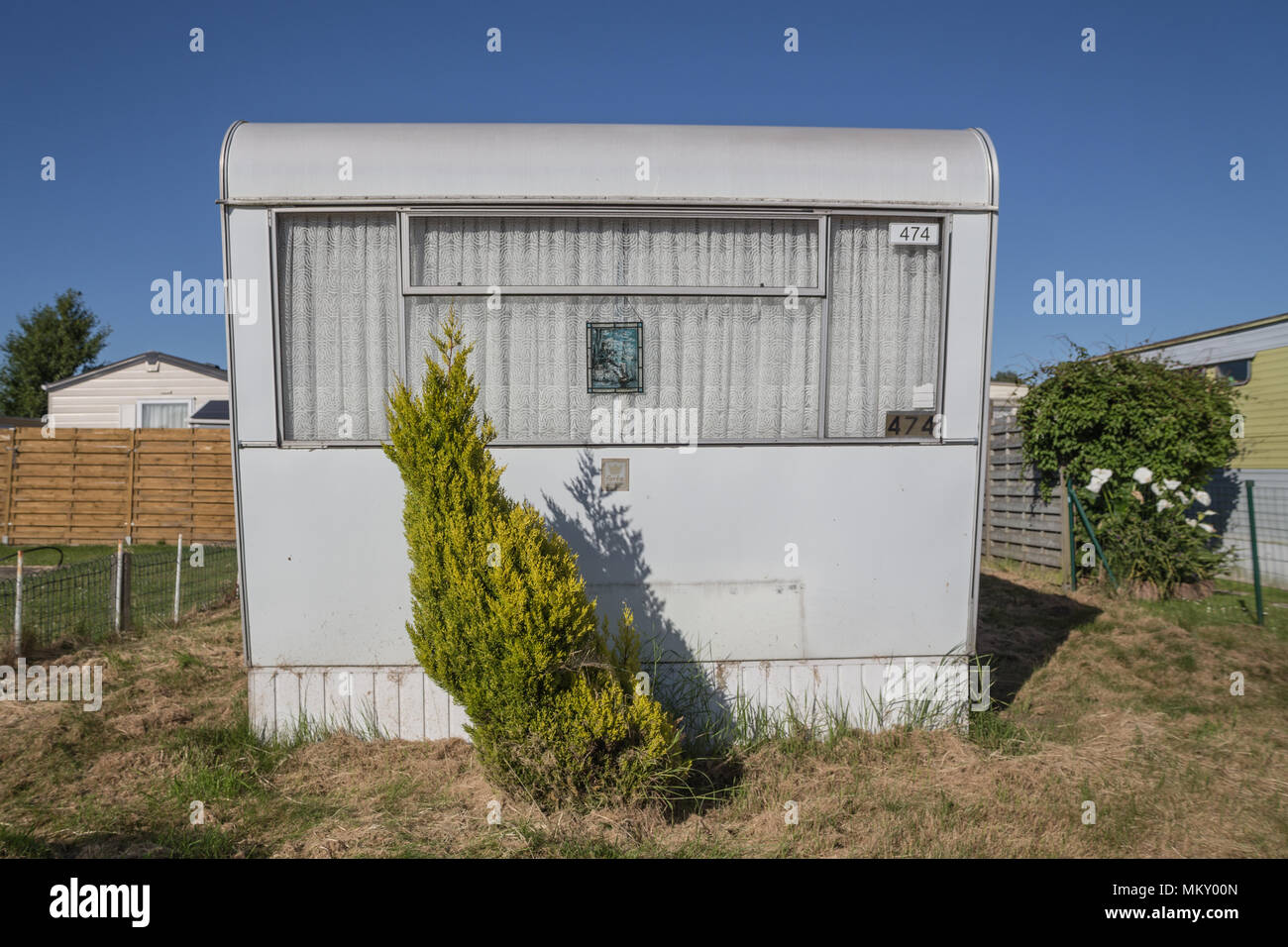 Moving trailer house hi-res stock photography and images - Alamy