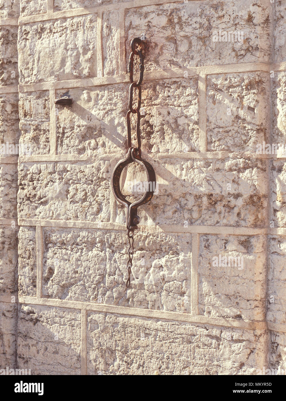 Slave Shackles Stock Photos & Slave Shackles Stock Images - Alamy