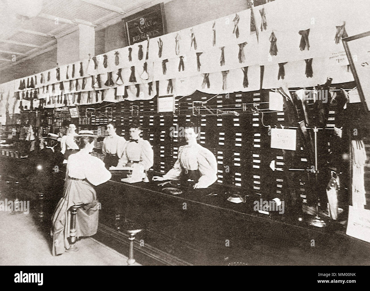 Forbes and Wallace Store. Springfield. 1905 Stock Photo - Alamy