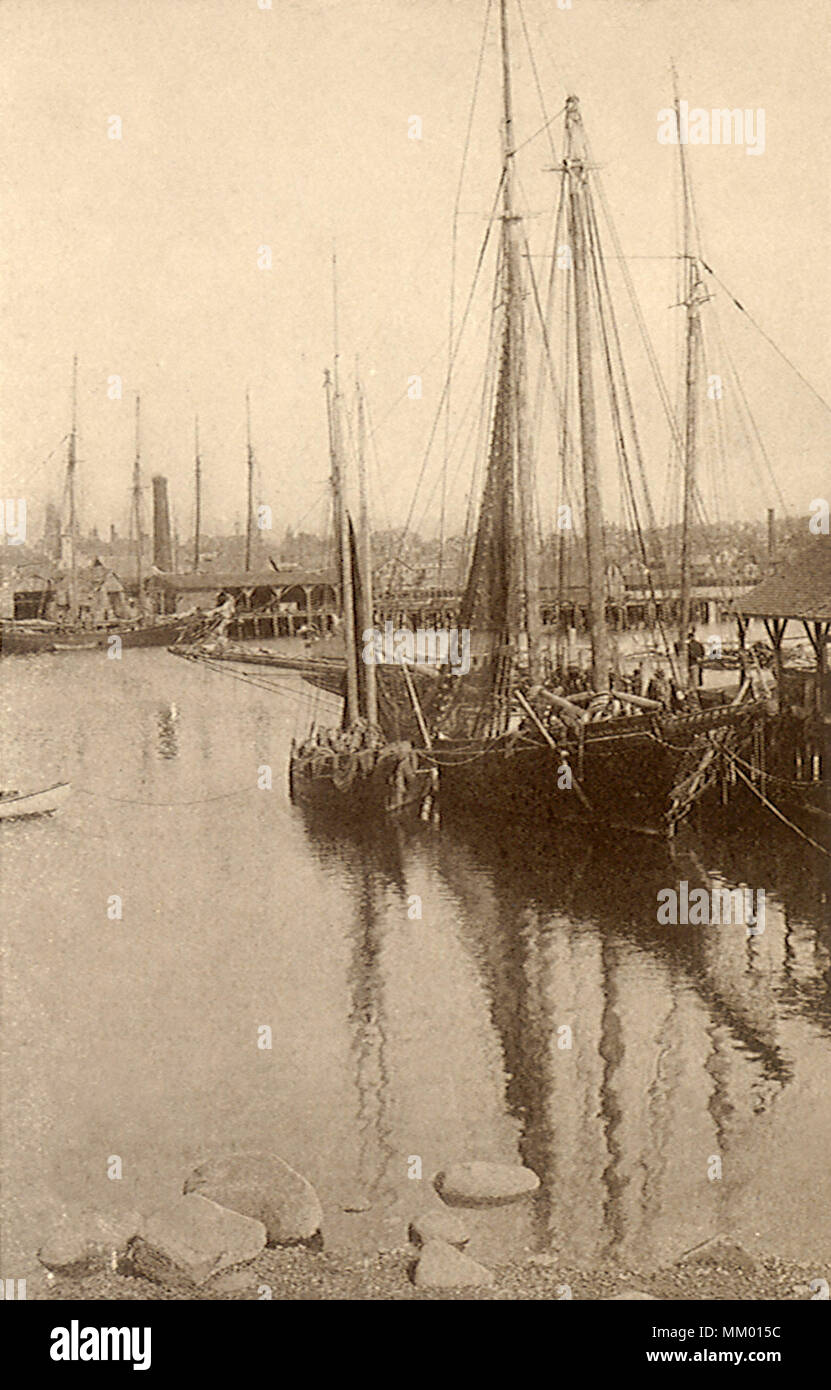 Boat Docks. Gloucester. 1920 Stock Photo - Alamy