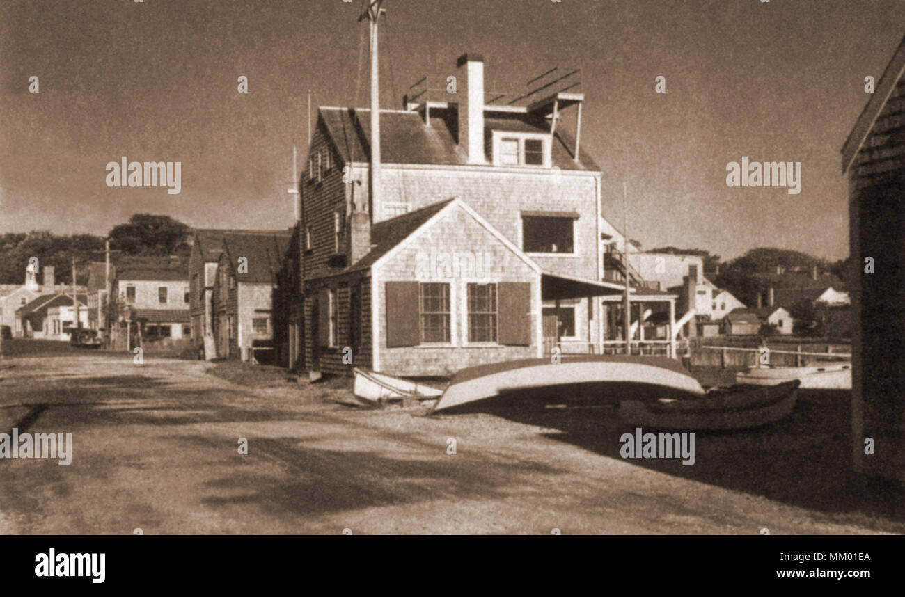 Old wharf hi-res stock photography and images - Alamy