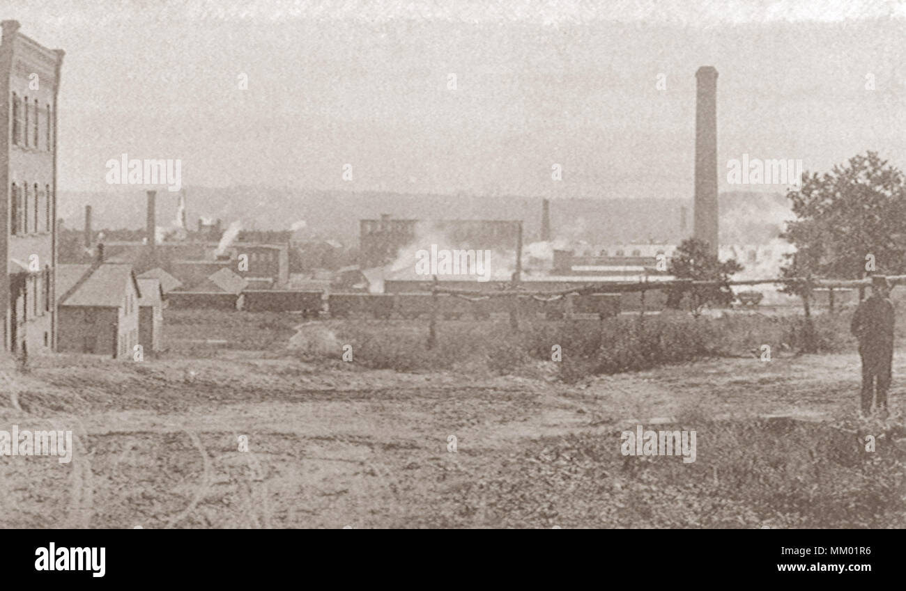 Holyoke massachusetts high street hi-res stock photography and images ...