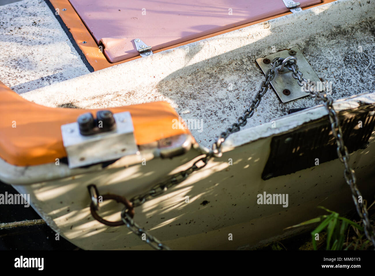 Winch capstan rope sailboat hi-res stock photography and images - Alamy