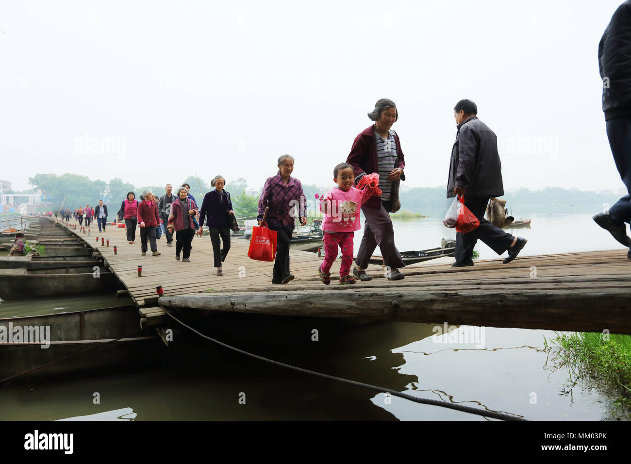 Ganzh, Ganzh, China. 9th May, 2018. Ganzhou, CHINA-8th May 2018: Local ...