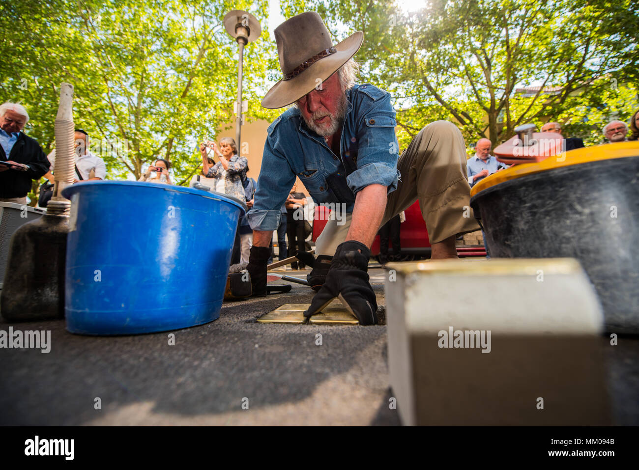 09 May 2018, Germany, Mainz: Gunter Demnig, sculptor and creator of the ...