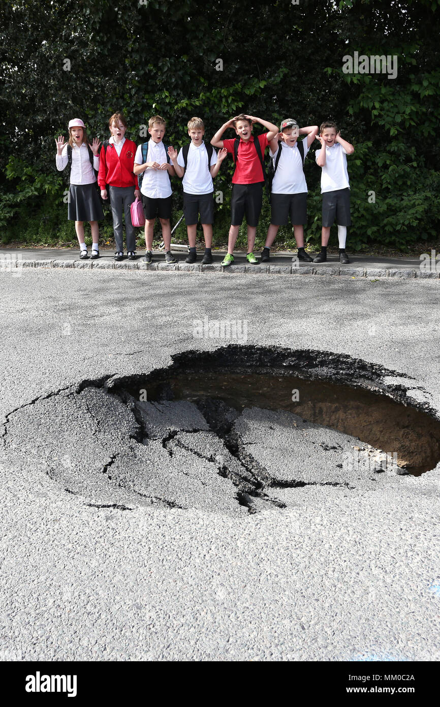 Sunken hole hi-res stock photography and images - Alamy
