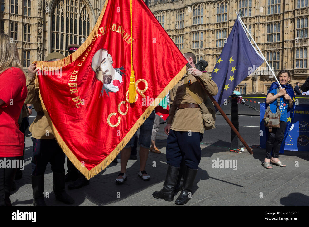 Lenin in london hi-res stock photography and images - Alamy