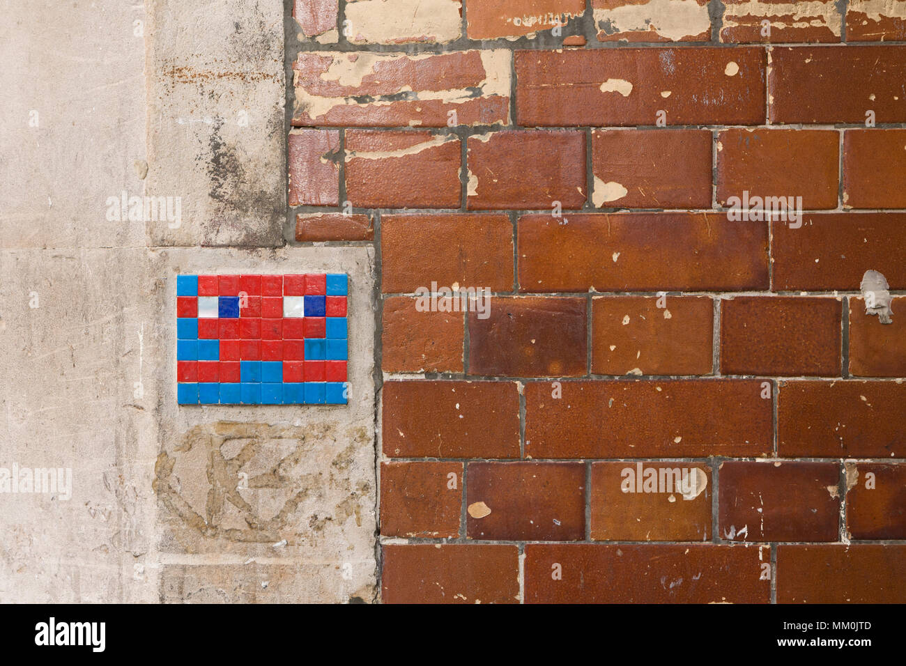 Space invaders 1970s hi-res stock photography and images - Alamy