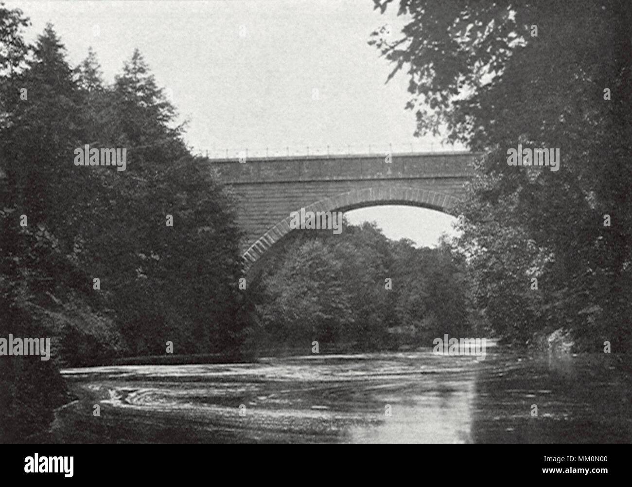 Echo bridge hi-res stock photography and images - Alamy