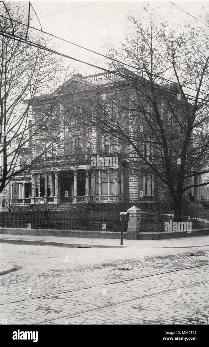 Central falls ri hi-res stock photography and images - Alamy