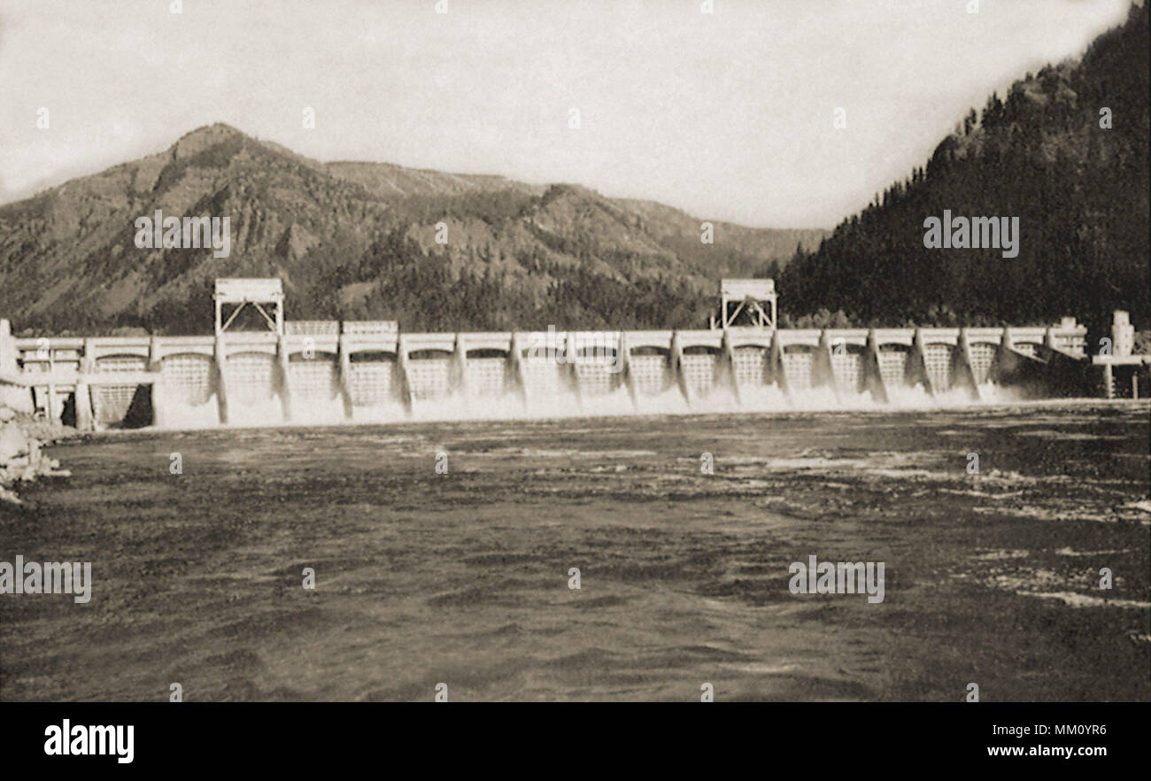Bonneville dam oregon hi-res stock photography and images - Alamy