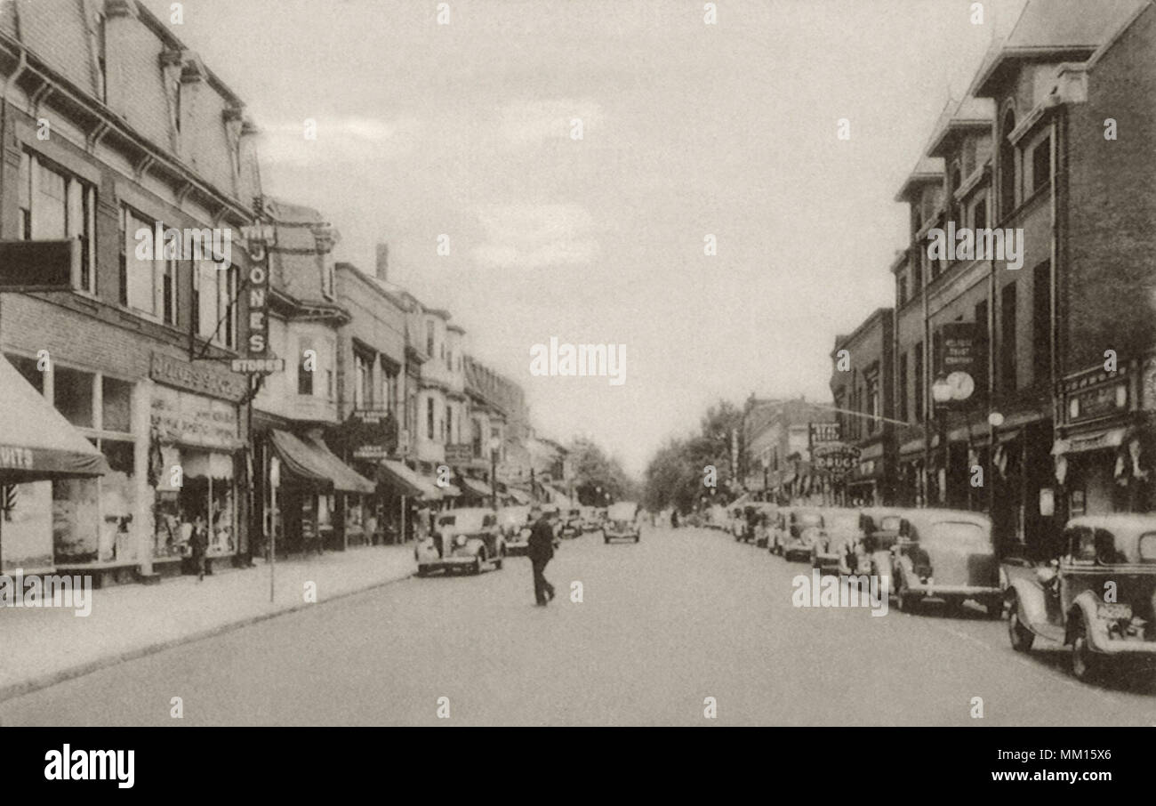 Main Street Looking North. Melrose. 1952 Stock Photo - Alamy