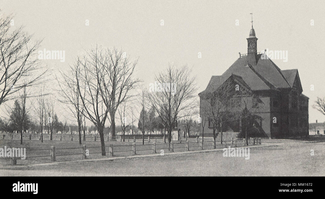 Town Hall and Common. Mansfield. 1910 Stock Photo - Alamy