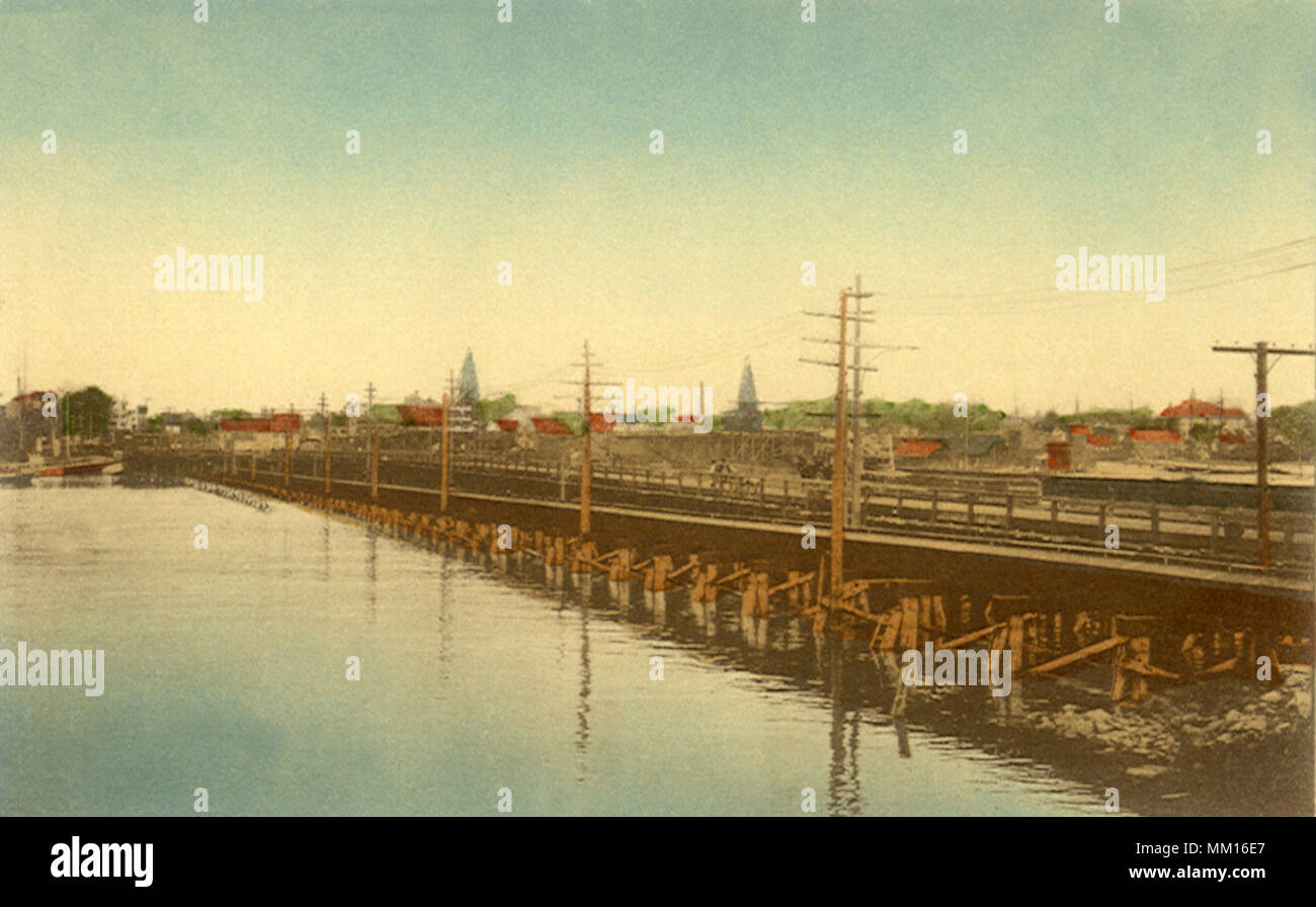 Beverly bridge hi-res stock photography and images - Alamy