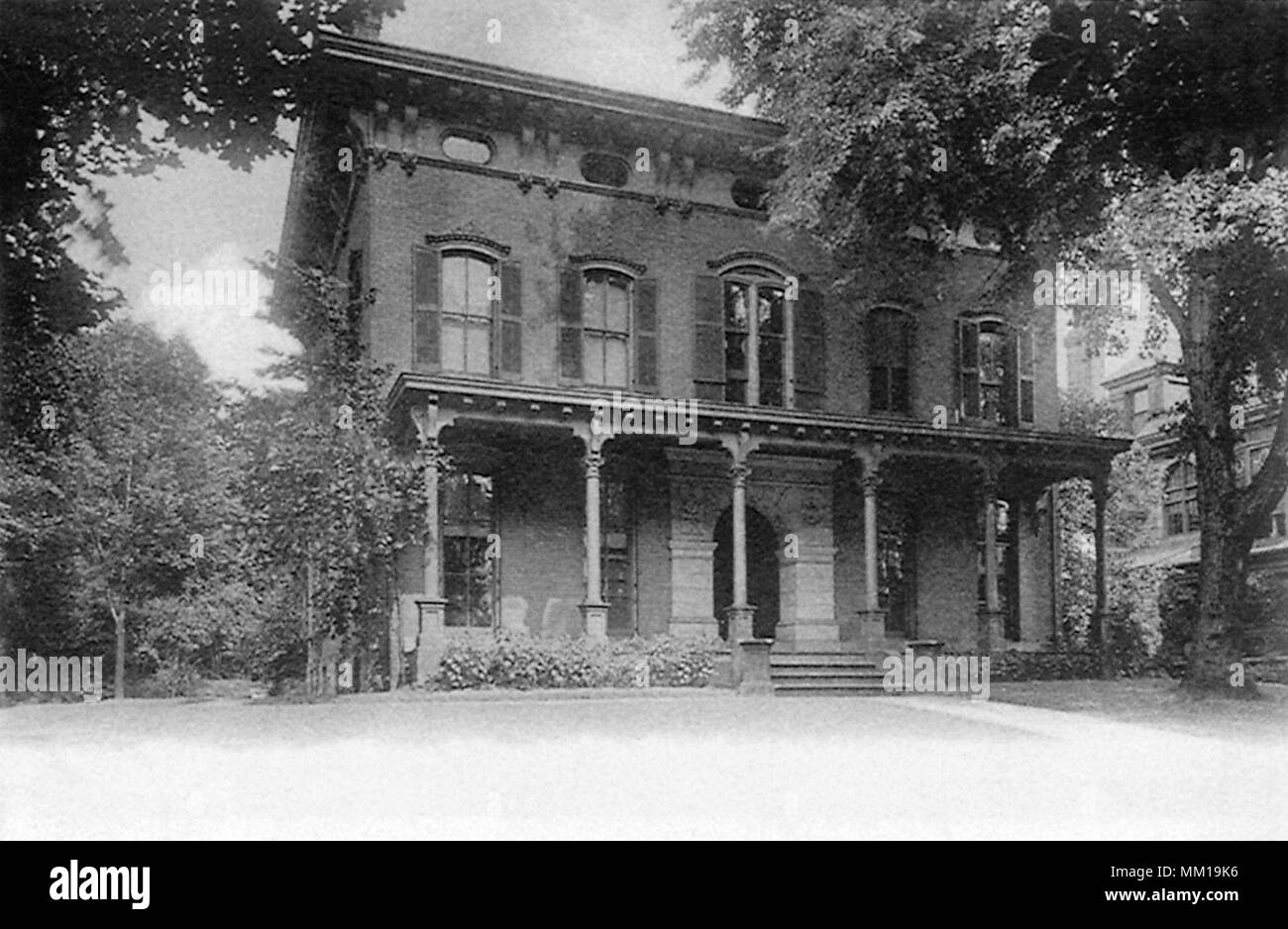 Mount Clymonds Public Library. Massillon. 1910 Stock Photo - Alamy