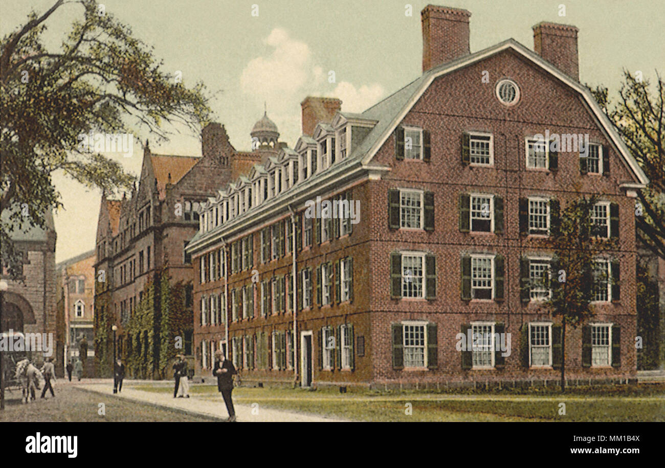 Connecticut Hall High Resolution Stock Photography and Images - Alamy