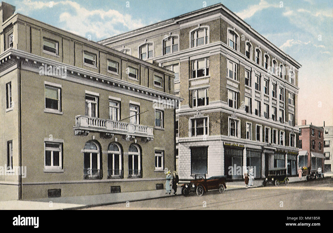 Plant Building. New London. 1910 Stock Photo - Alamy