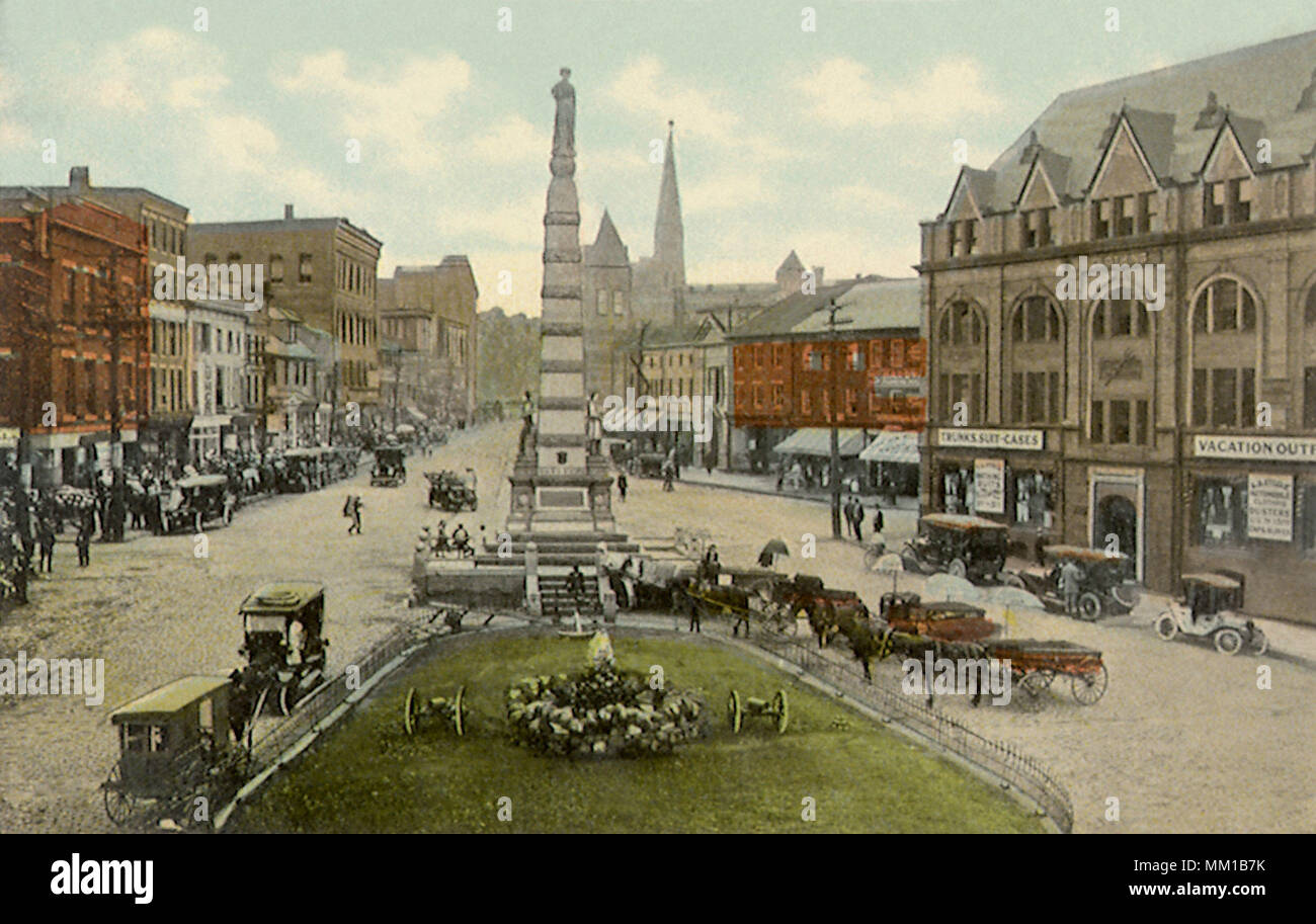 London railway station 1910 hi-res stock photography and images - Alamy