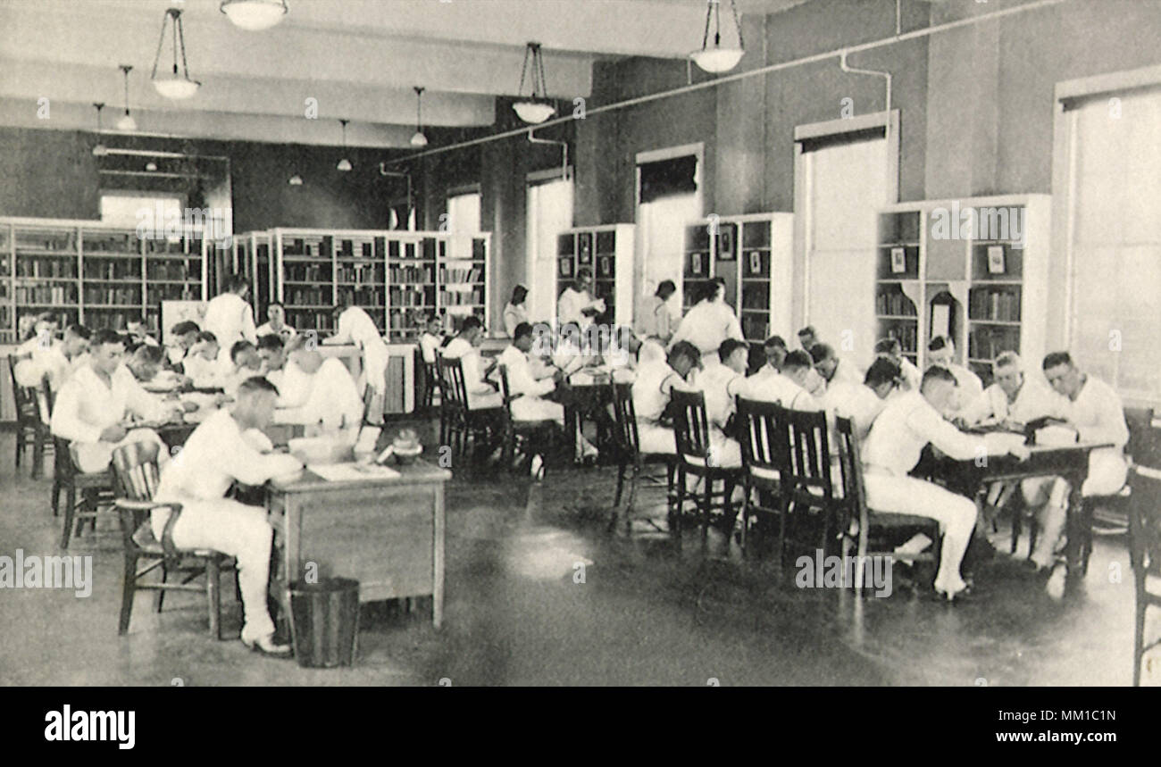 U. S. Naval Training Station Library. Newport. 1936 Stock Photo - Alamy
