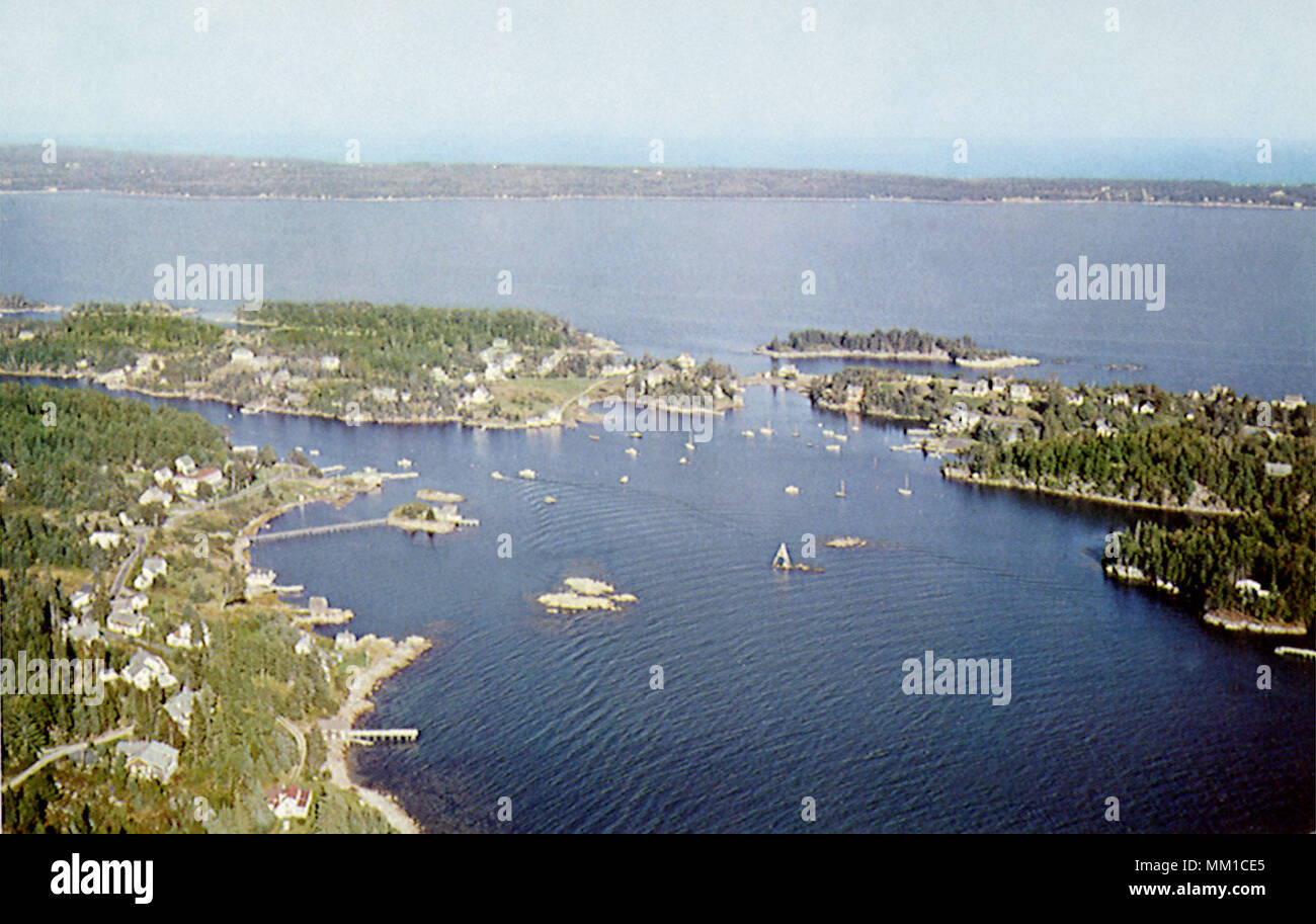 Skyline View of Christmas Cove. 1950 Stock Photo - Alamy