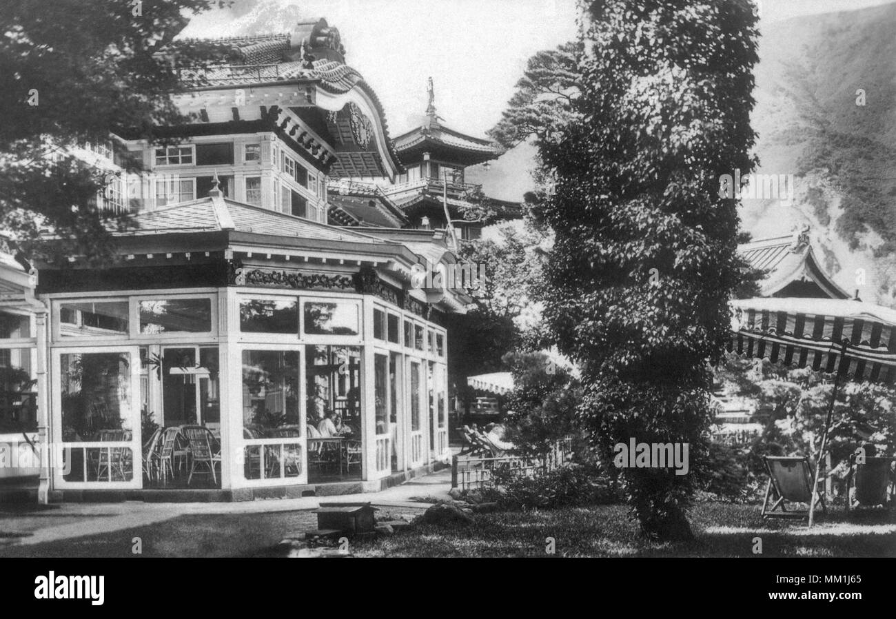 Sun parlor hi-res stock photography and images - Alamy