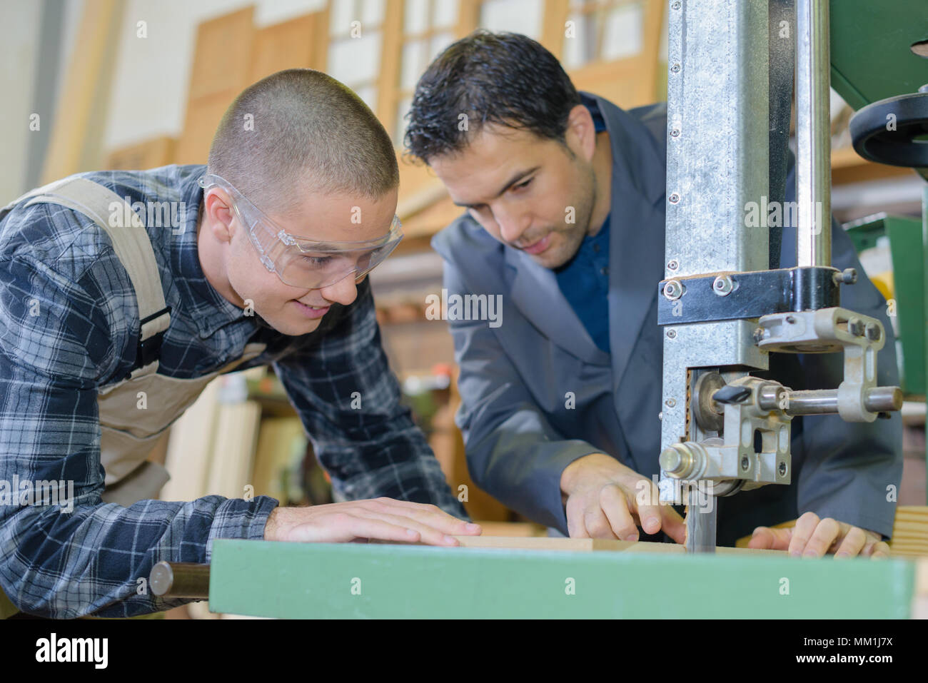 Industrial motor control training hi-res stock photography and images ...