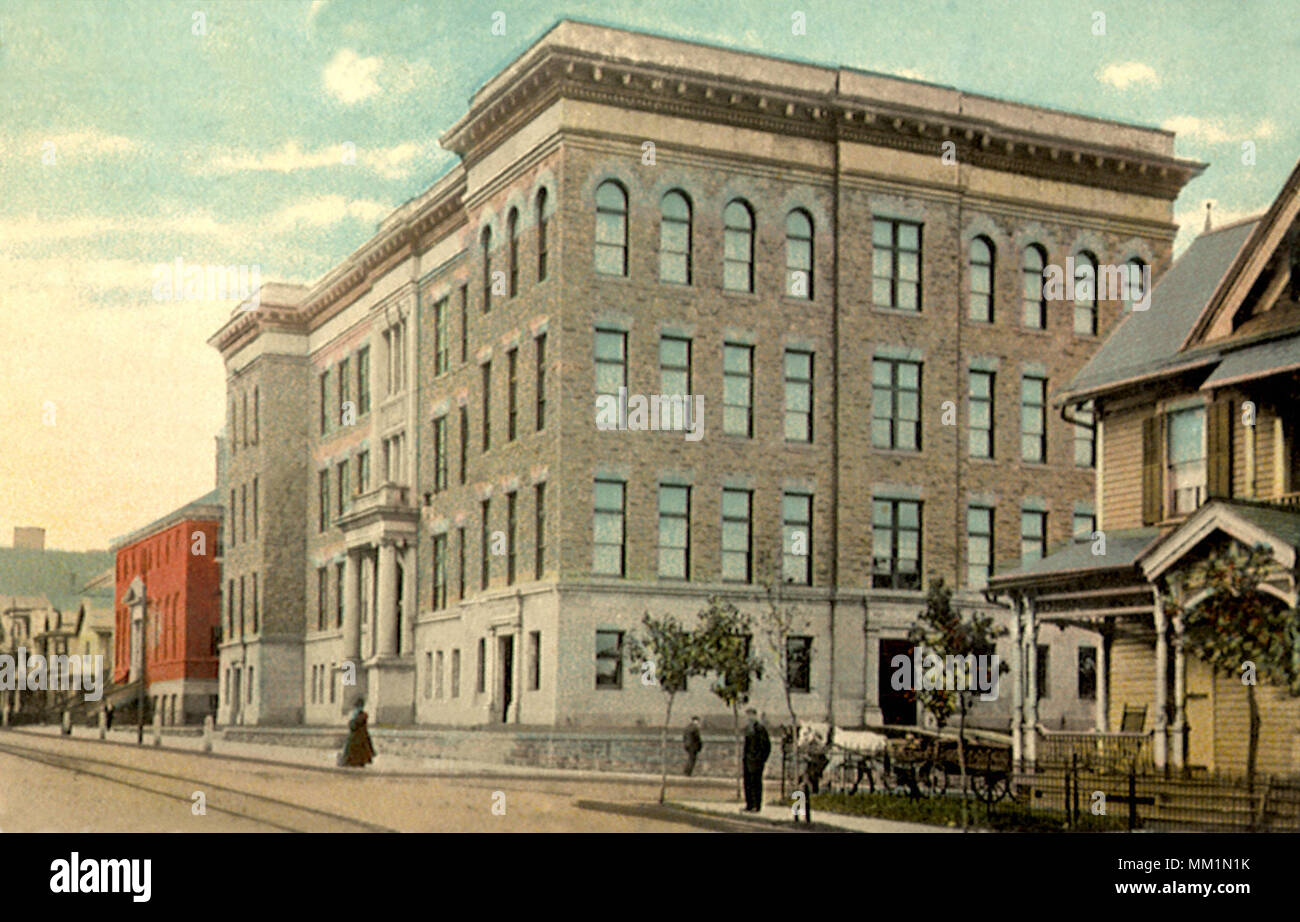 Technical High School. Scranton. 1912 Stock Photo - Alamy