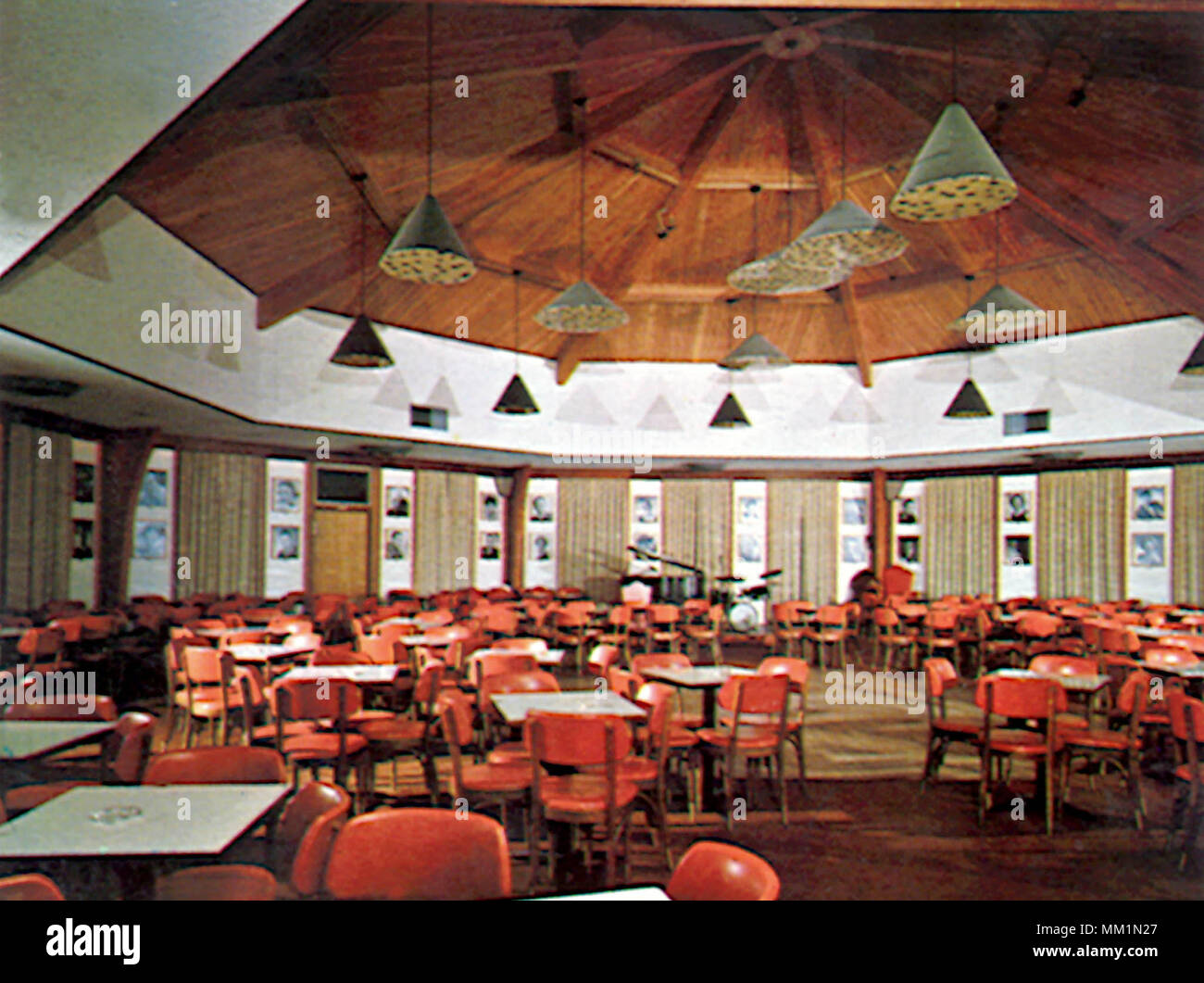 1970 room hi-res stock photography and images - Alamy