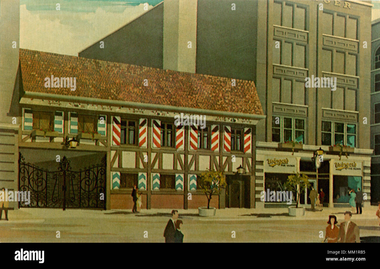 Wisconsin milwaukee third street hi-res stock photography and images ...