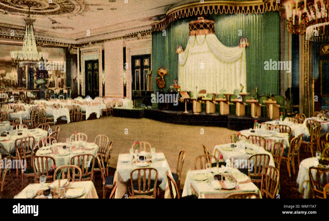Empire Room of Palmer Hotel. Chicago. 1925 Stock Photo - Alamy