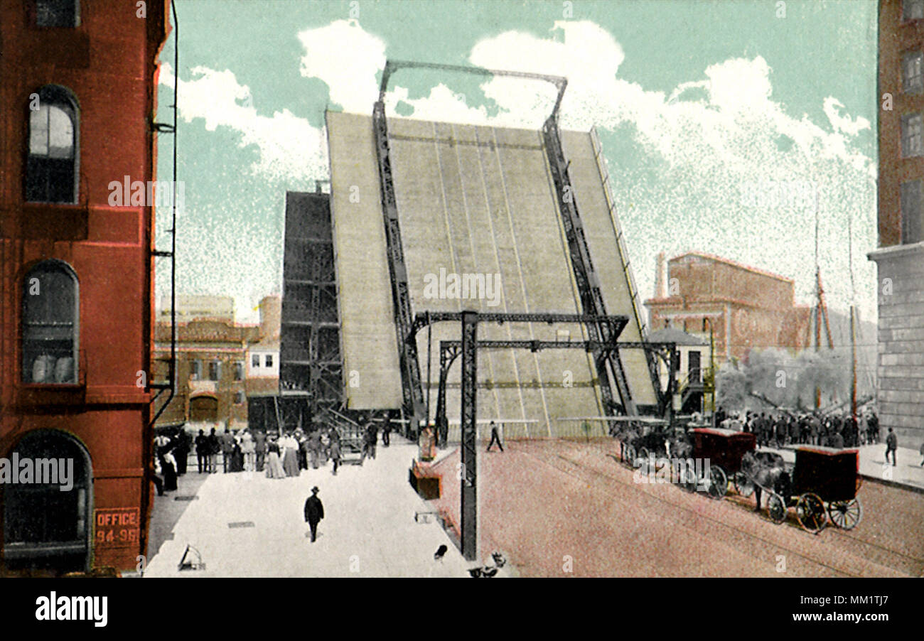 State street bridge chicago hi-res stock photography and images - Alamy