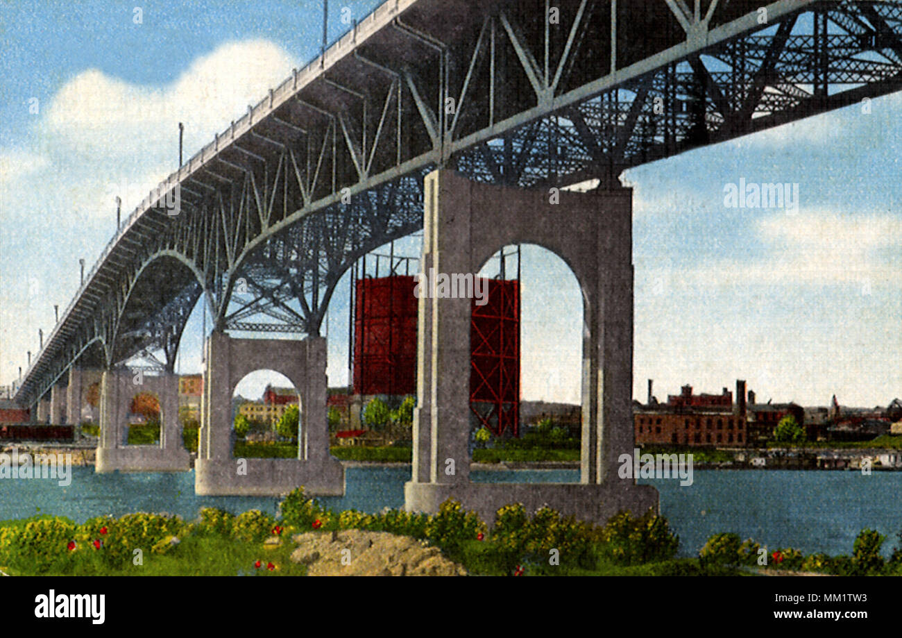 Cedar Street Bridge. Peoria. 1951 Stock Photo - Alamy