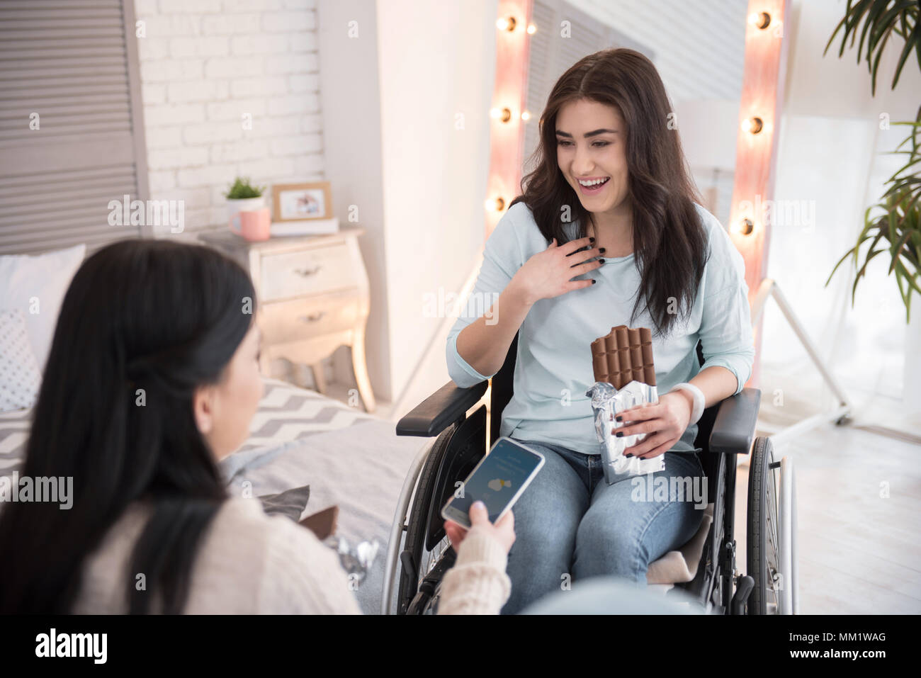 Chewing food woman hi-res stock photography and images - Alamy