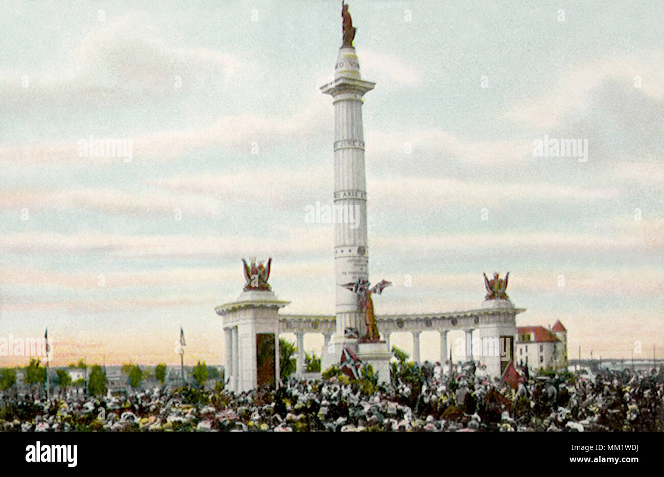 Jefferson davis monument hi-res stock photography and images - Alamy