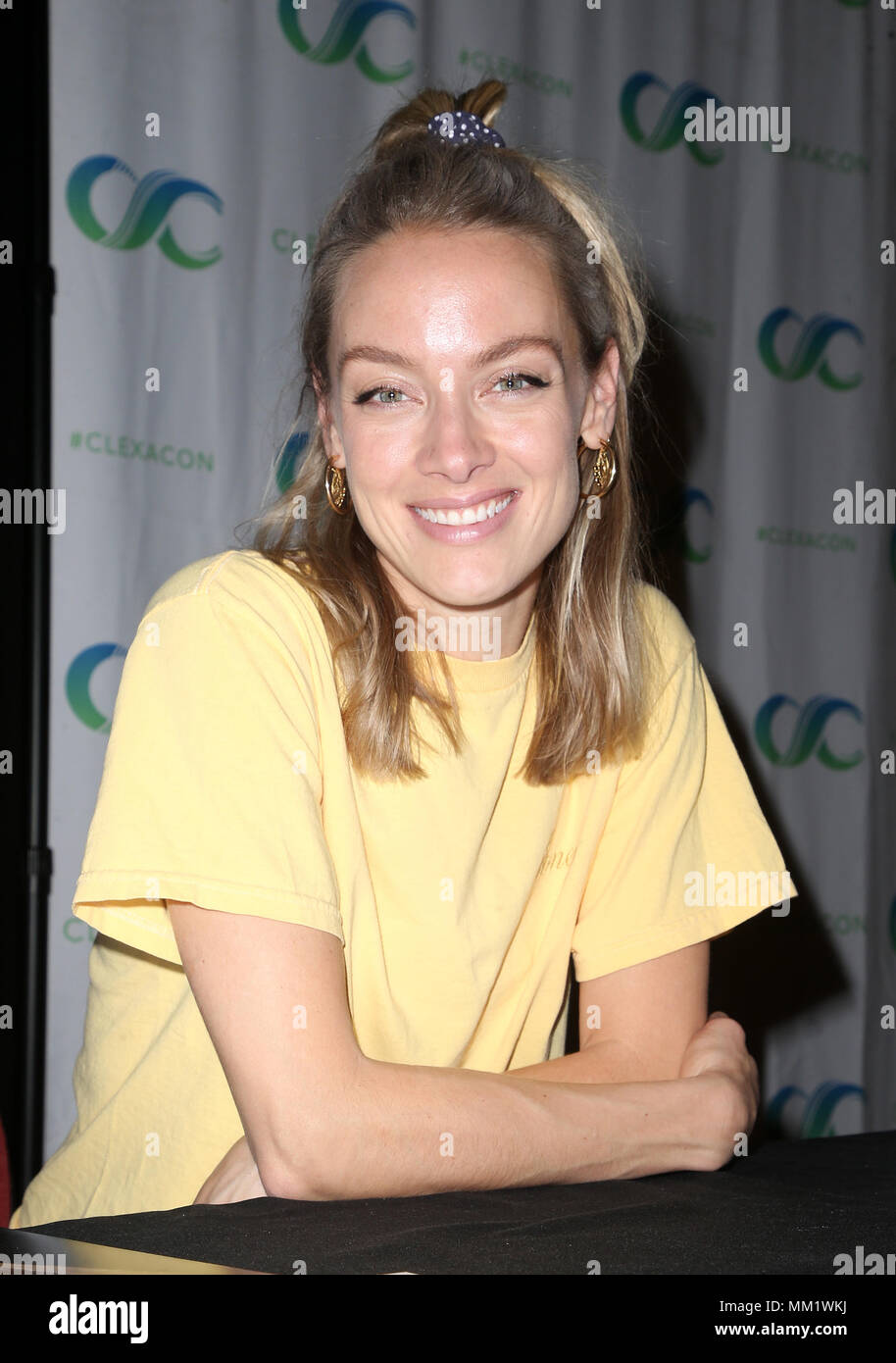 Rachel Skarsten Jonathan Skarsten