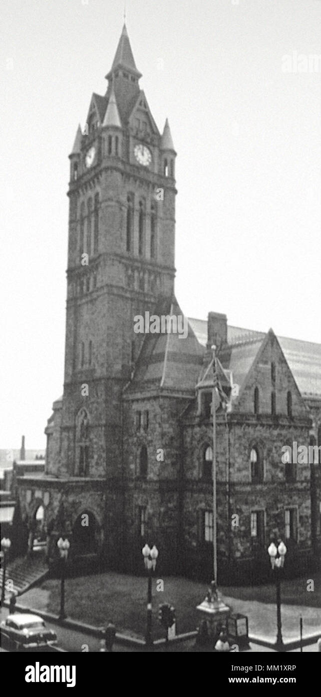 Holyoke City Hall 1973 Stock Photo - Alamy